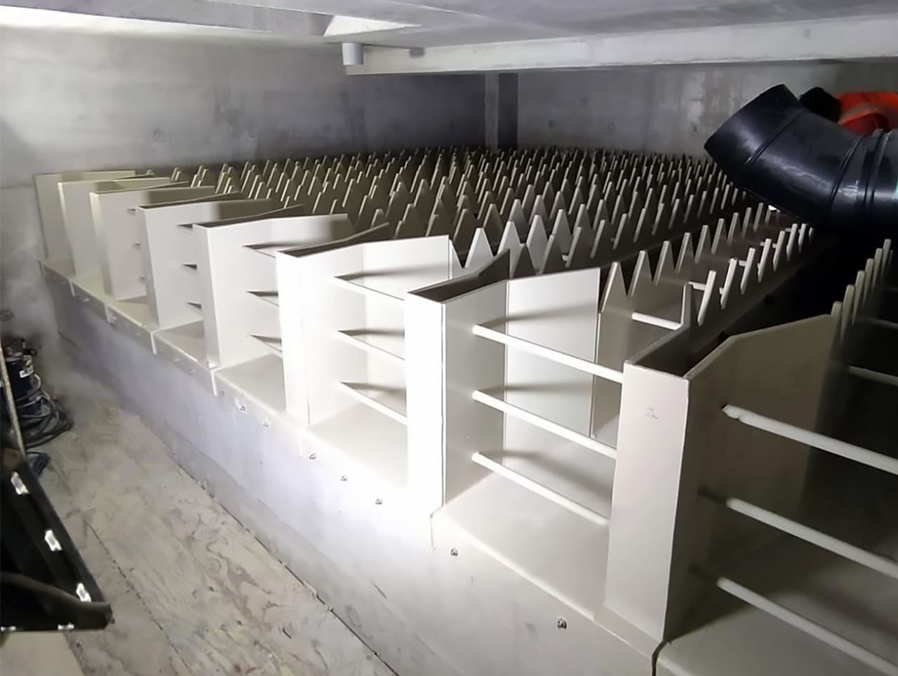 Overflow Launders for Aquaculture | MAT-KULING