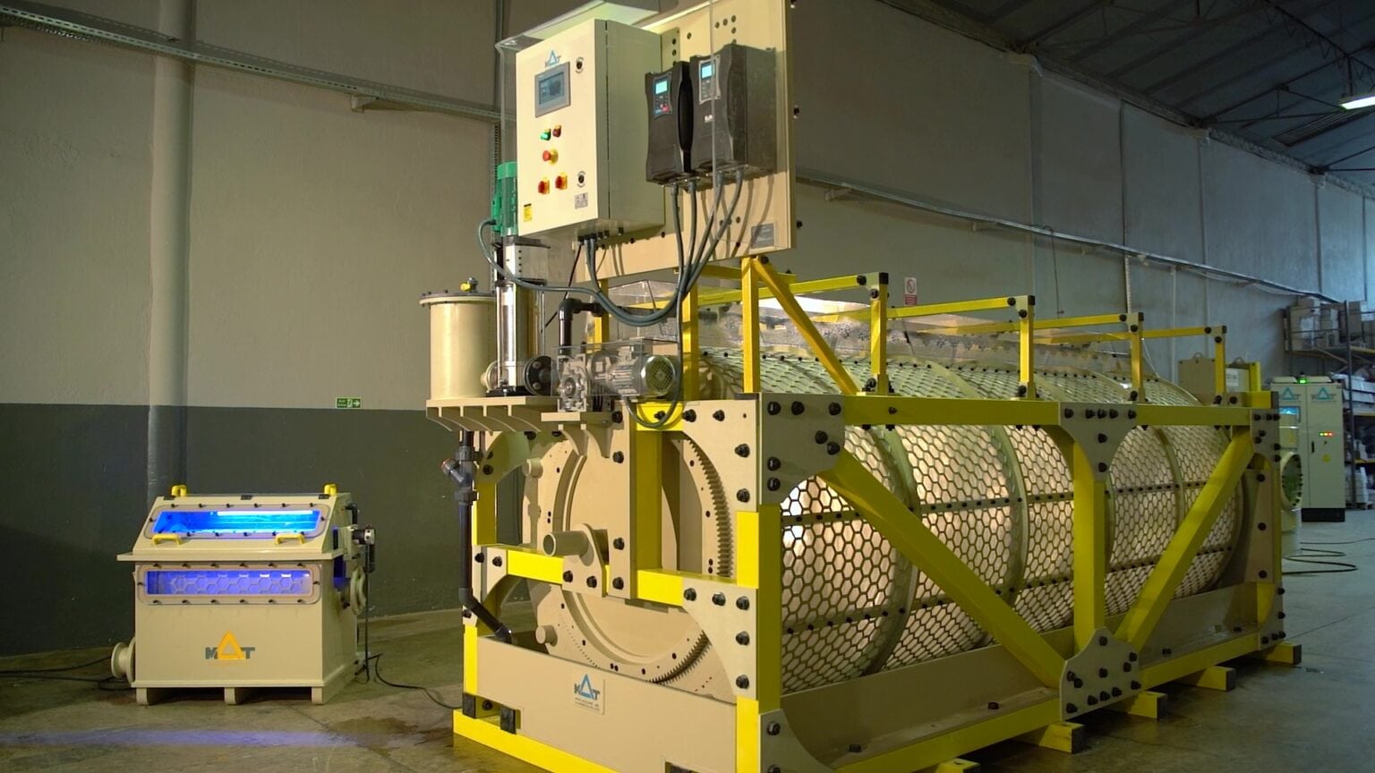 Recirculating Aquaculture Systems Manufacturing & Supply | MAT-KULING